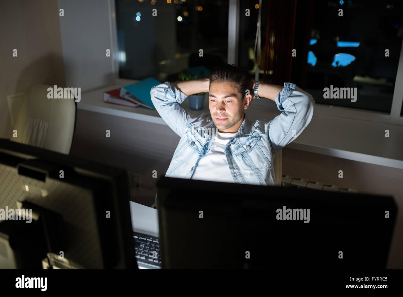 Program relaxing hi-res stock photography and images - Alamy