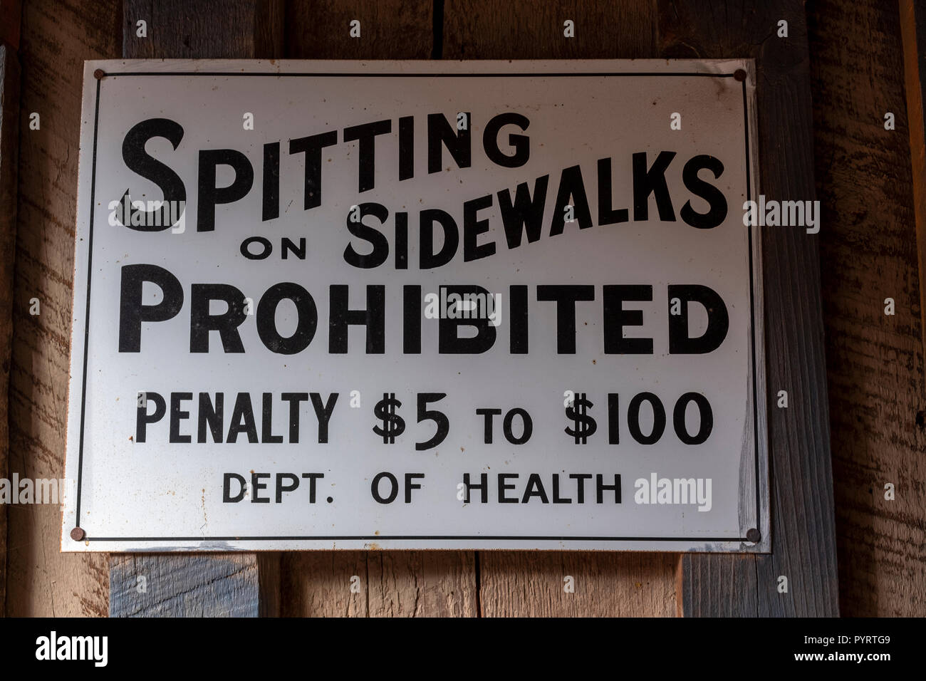 No Spitting Sign High Resolution Stock Photography and Images - Alamy