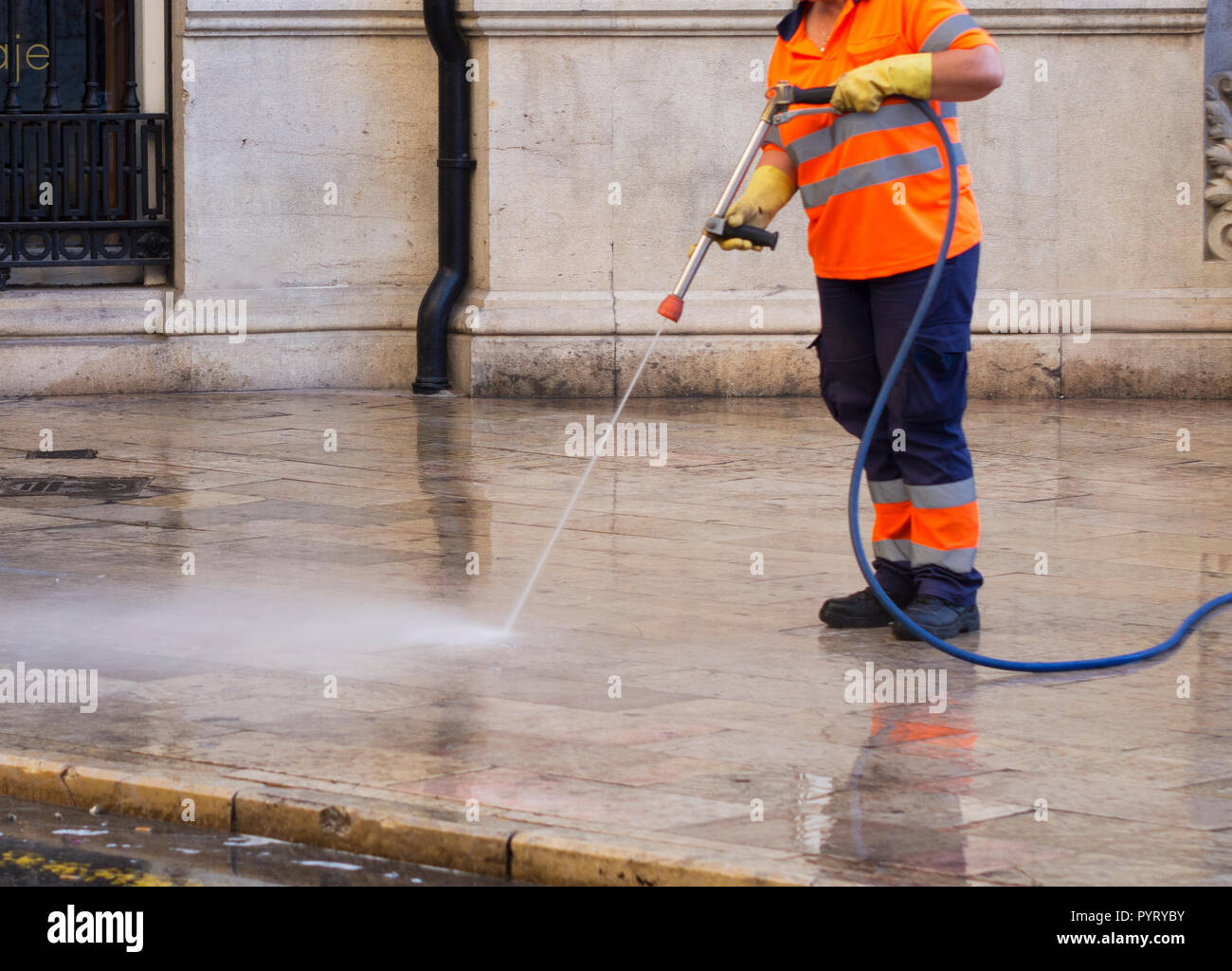 Environmental sanitation workers hi-res stock photography and images ...