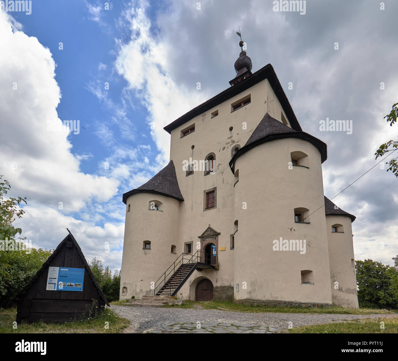 Zamok hi-res stock photography and images - Alamy