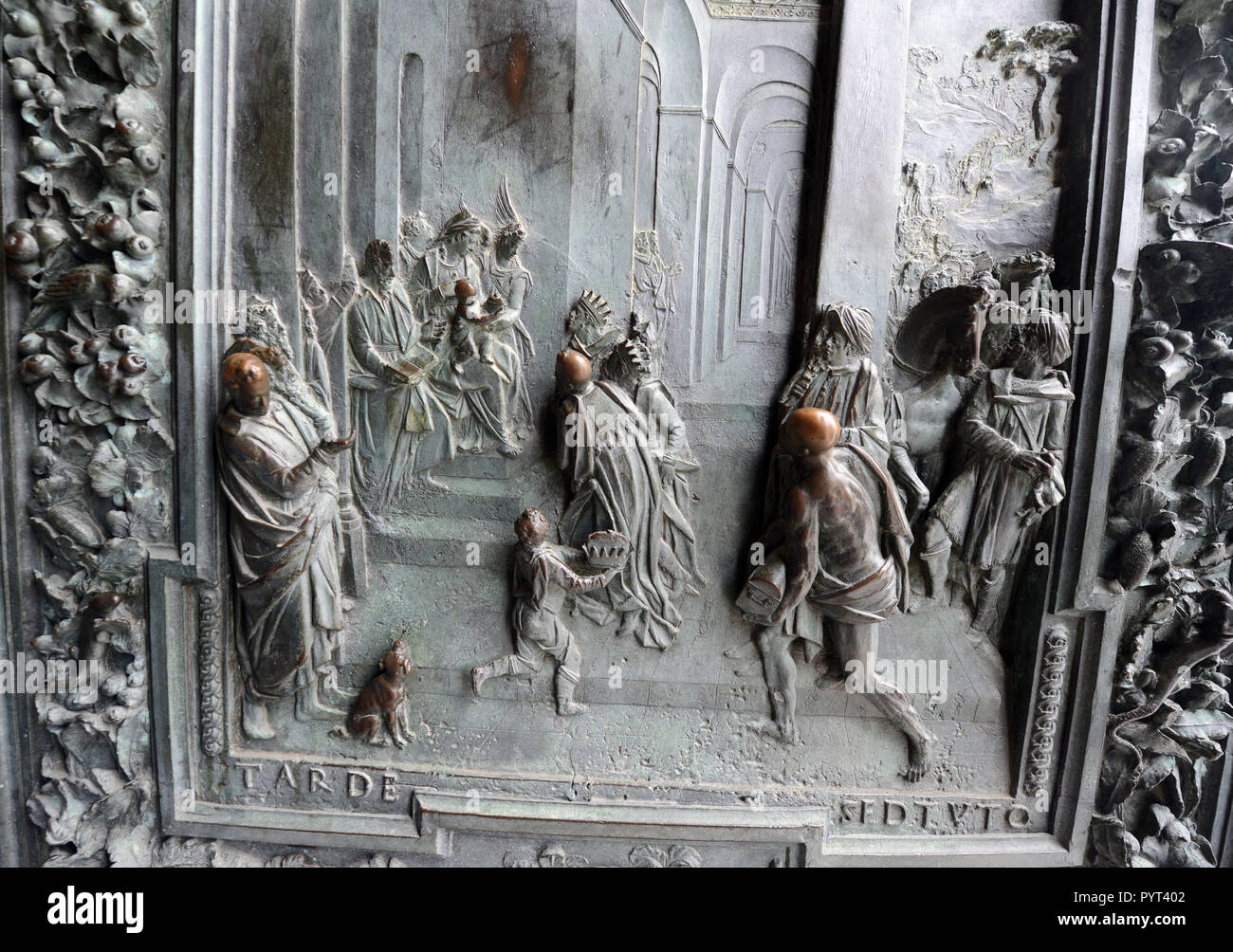 Bronze panel hi-res stock photography and images - Alamy