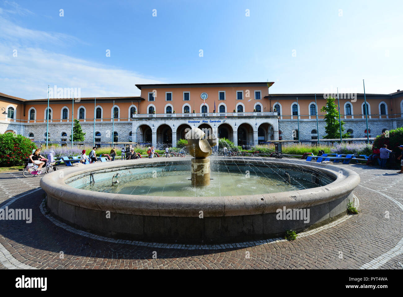 Pisa Centrale railway station Stock Photo - Alamy