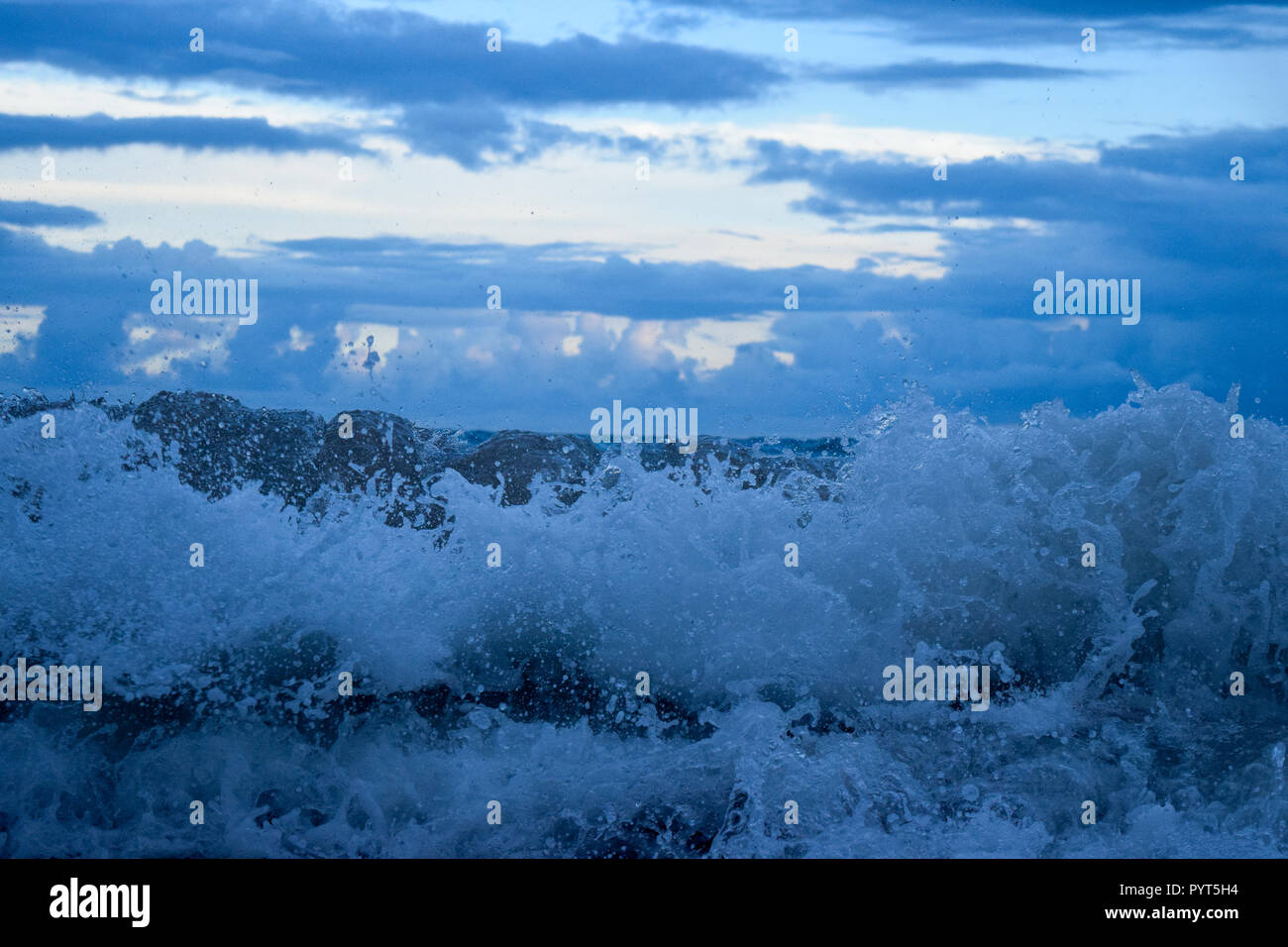 Light breeze hi-res stock photography and images - Alamy