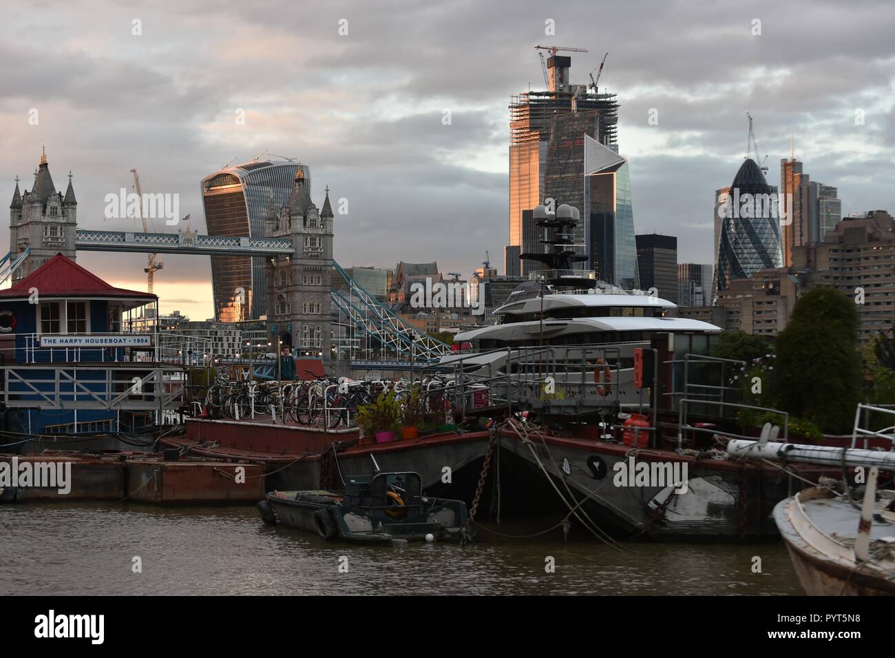 Londons Latest Super Tall Sky Scraper High Resolution Stock Photography ...