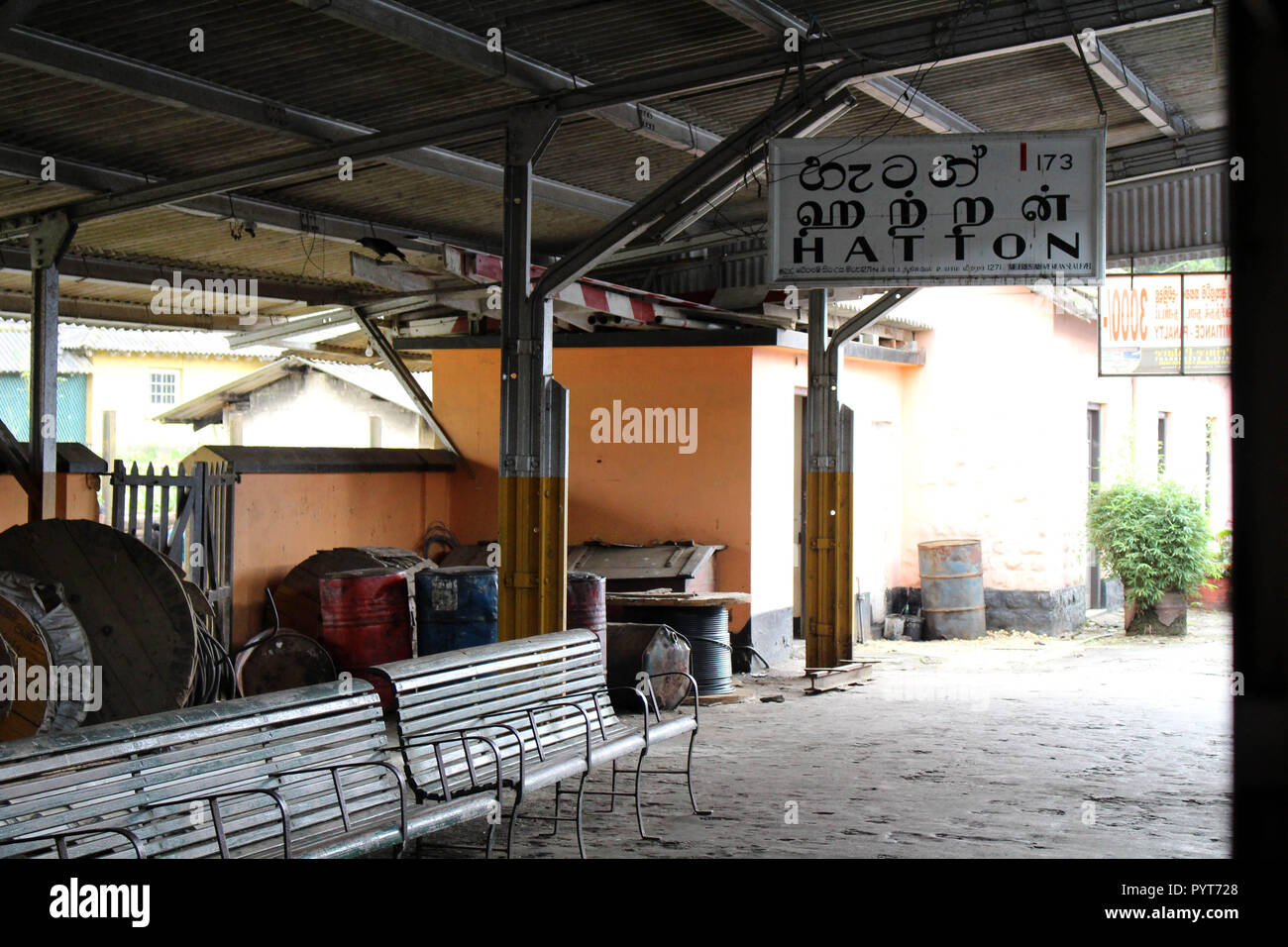 The hatton train sri lanka hi-res stock photography and images - Alamy