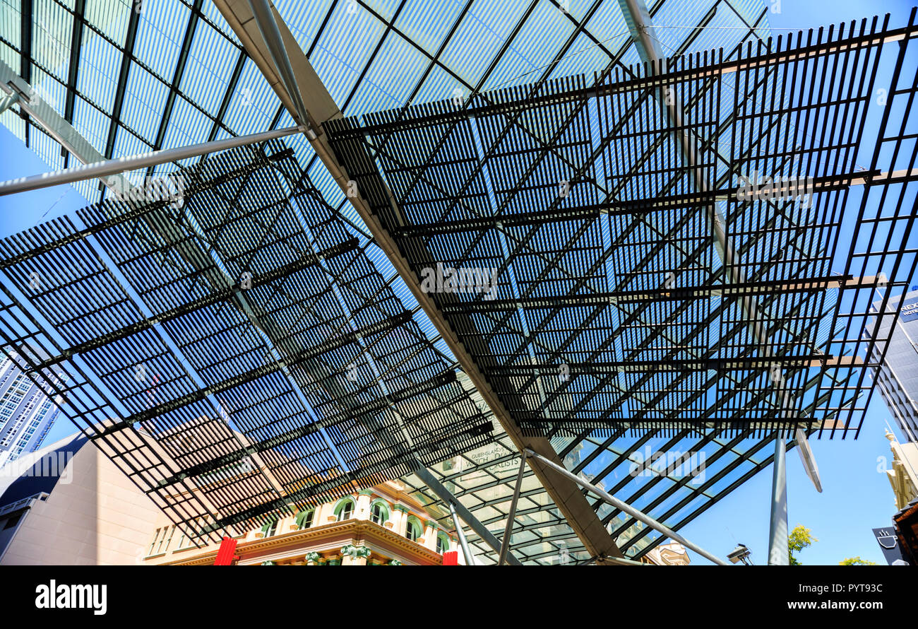 Amazing steel architecture hi-res stock photography and images - Alamy