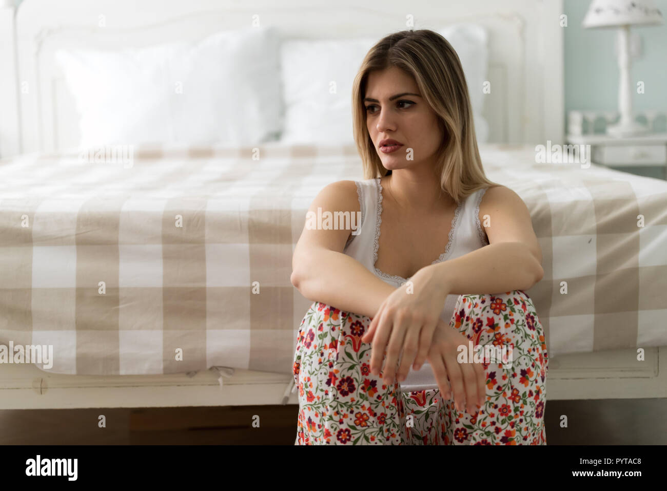 Woman alone at home sad hi-res stock photography and images - Alamy