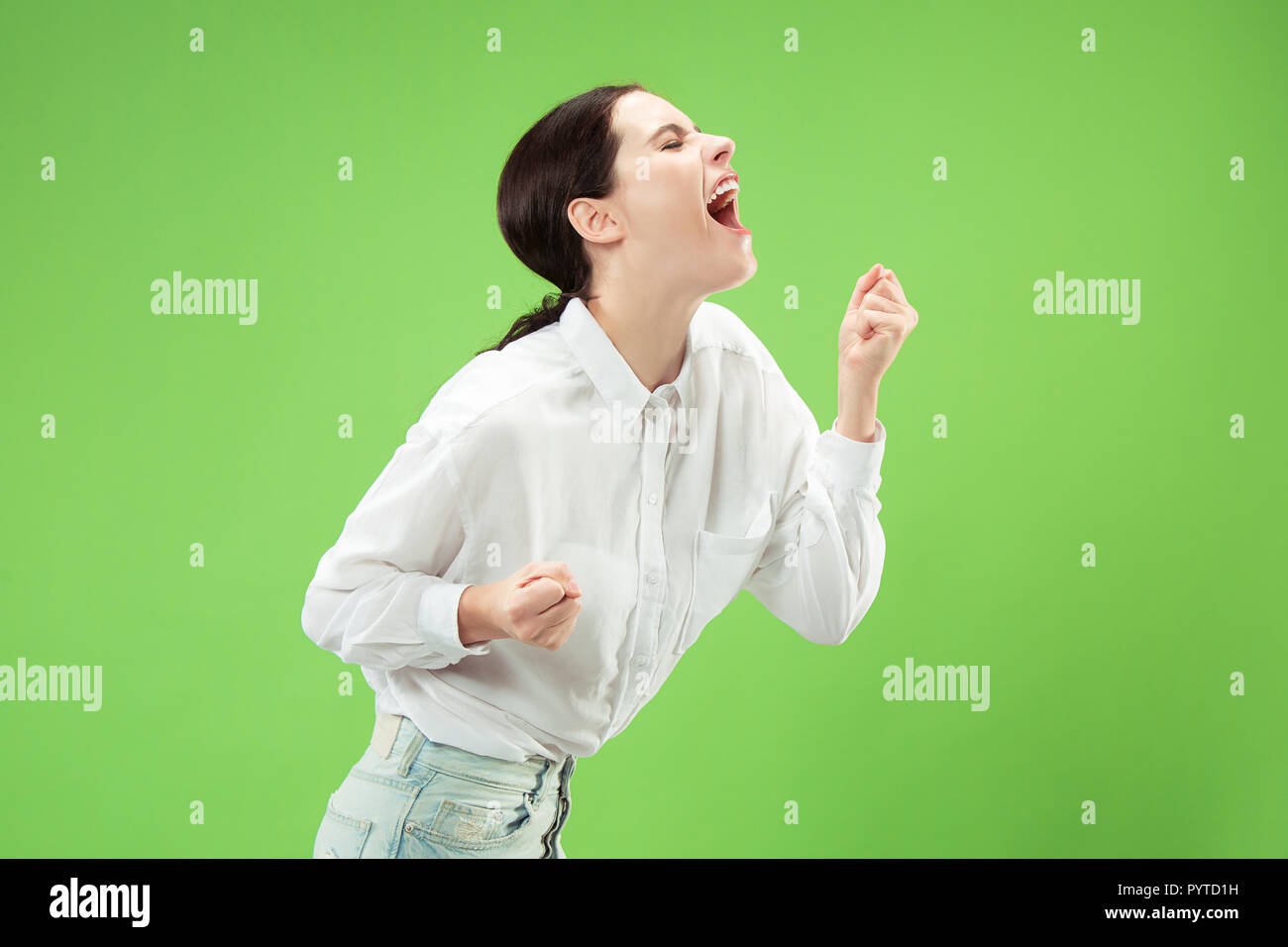 Do not miss. Young casual woman shouting. Shout. Crying emotional woman ...