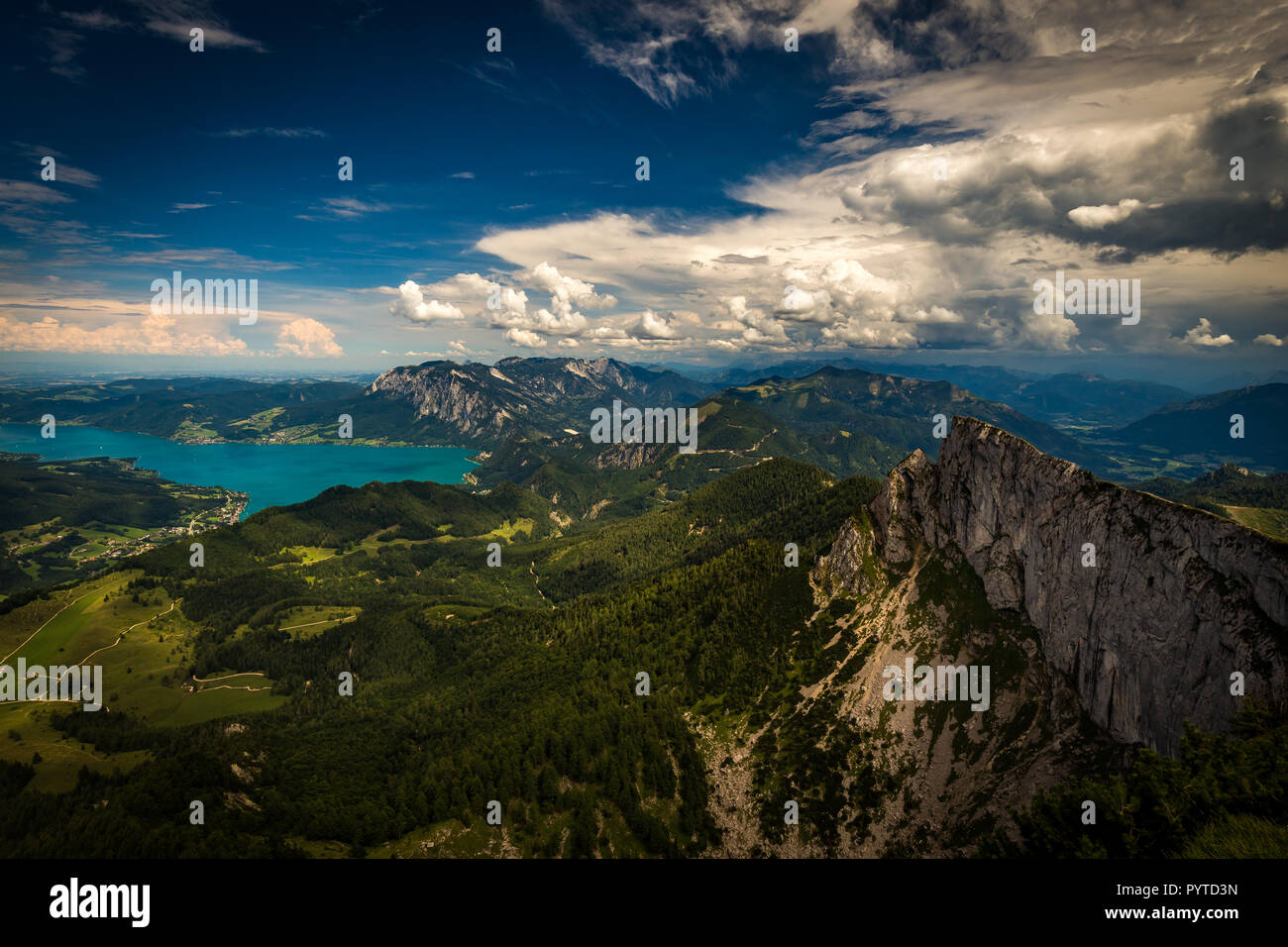 Panoramic view of mountains from Schafberg peak in Salzkammergut ...