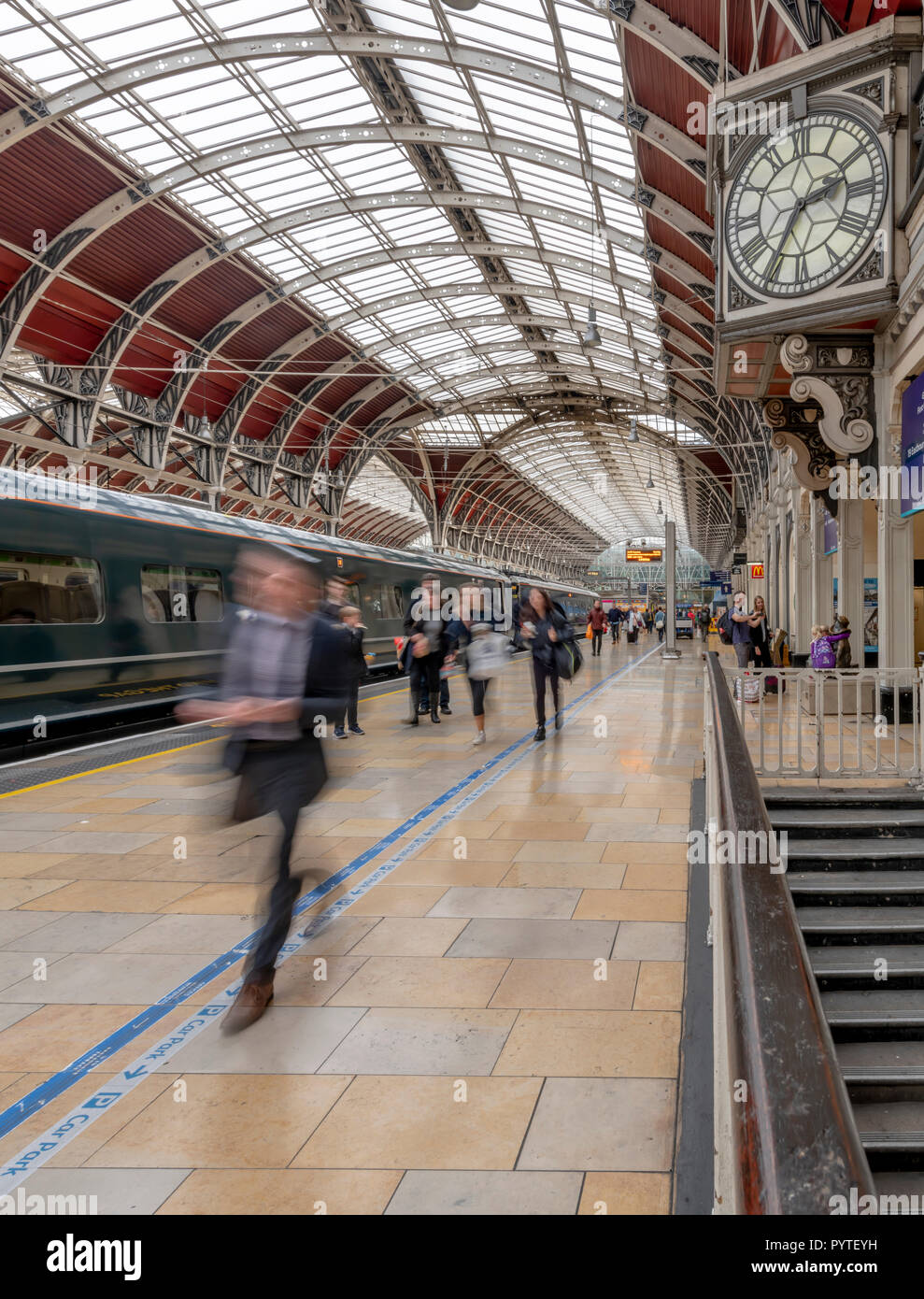 Busy London Paddington Station. The start of the Great Western Railway ...