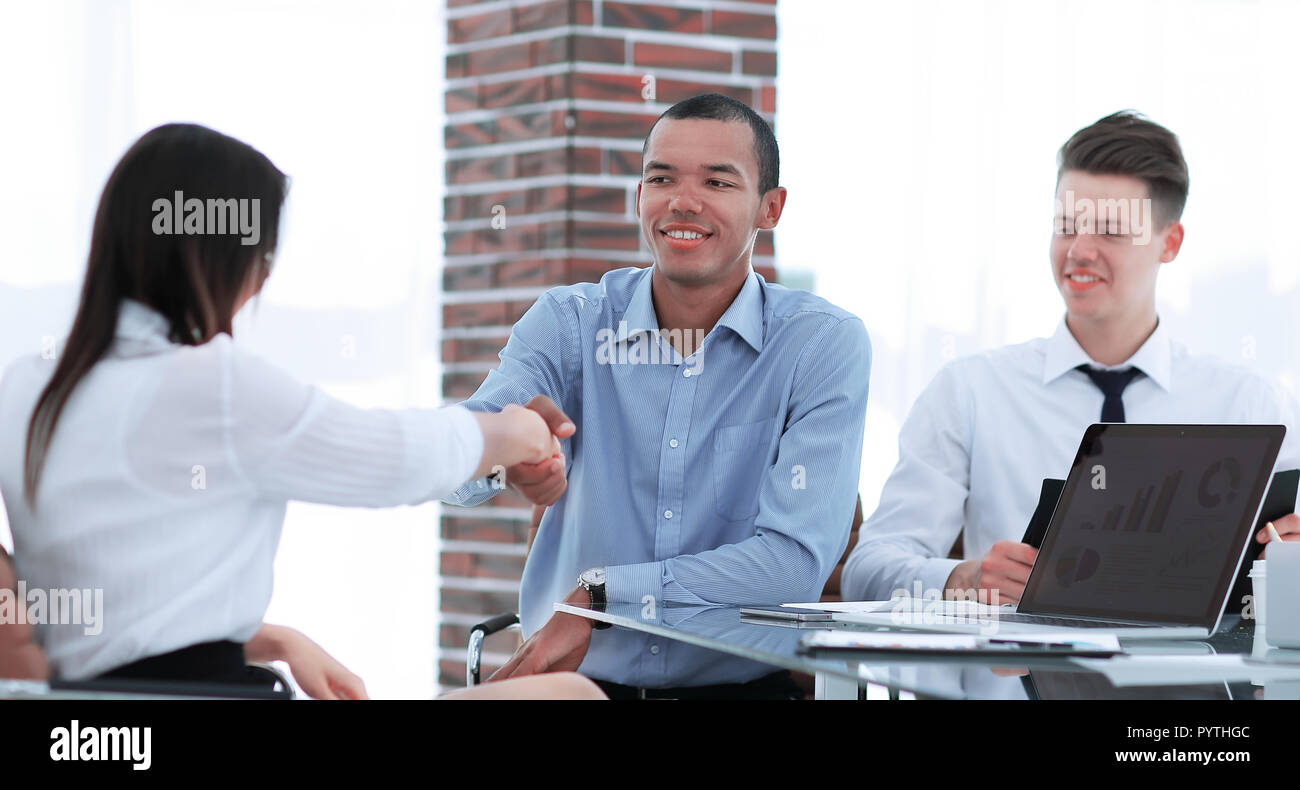 closeup.a handshake of a Manager and employee in the office Stock Photo ...