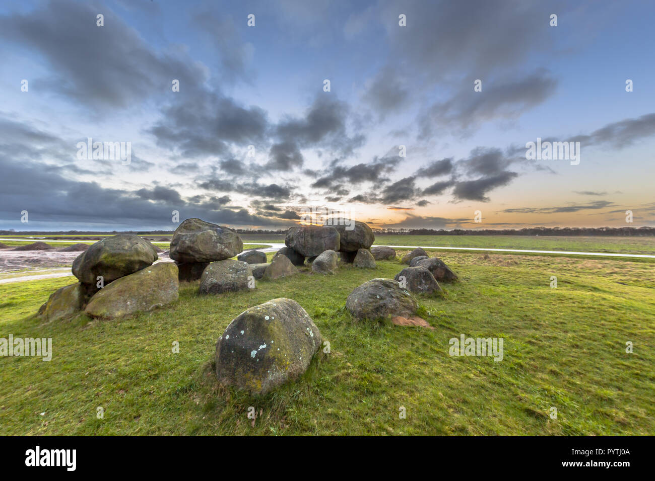 Megalithic structure burial hi-res stock photography and images - Alamy