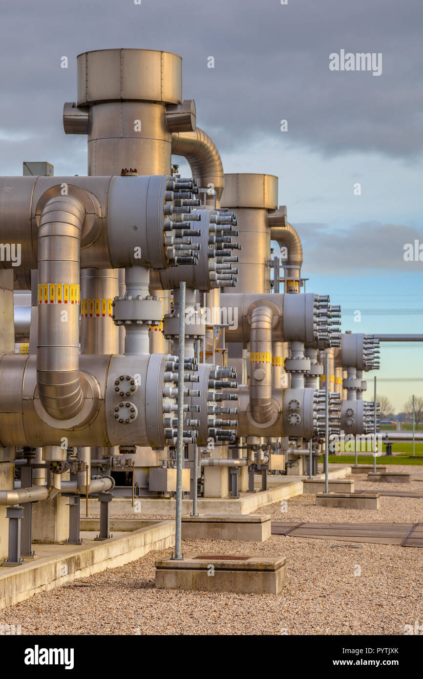 Natural gas field hi-res stock photography and images - Alamy