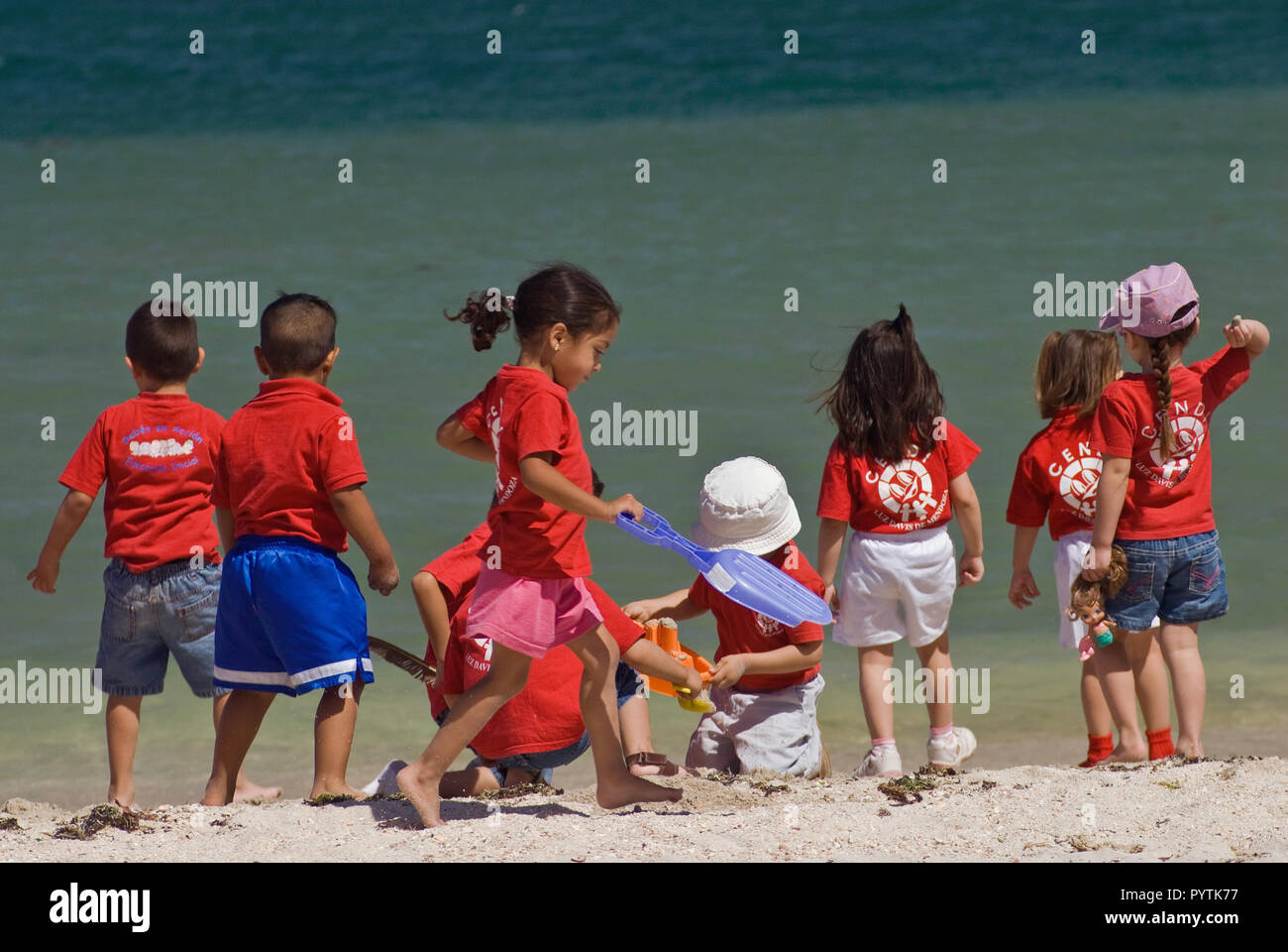 Hispanic children playing mexico hi-res stock photography and images ...