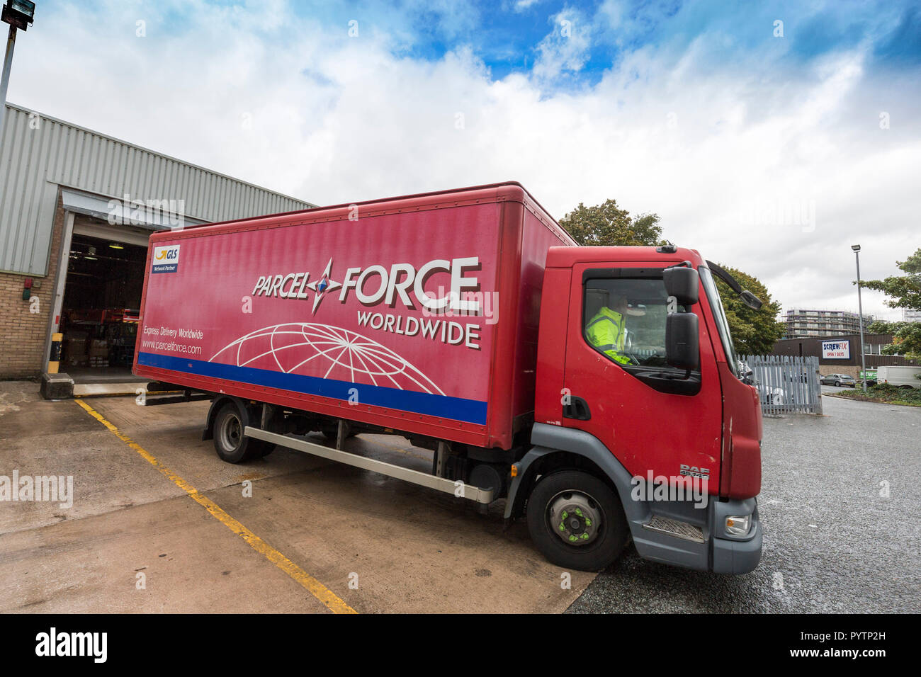 Delivery by parcelforce hi-res stock photography and images - Alamy