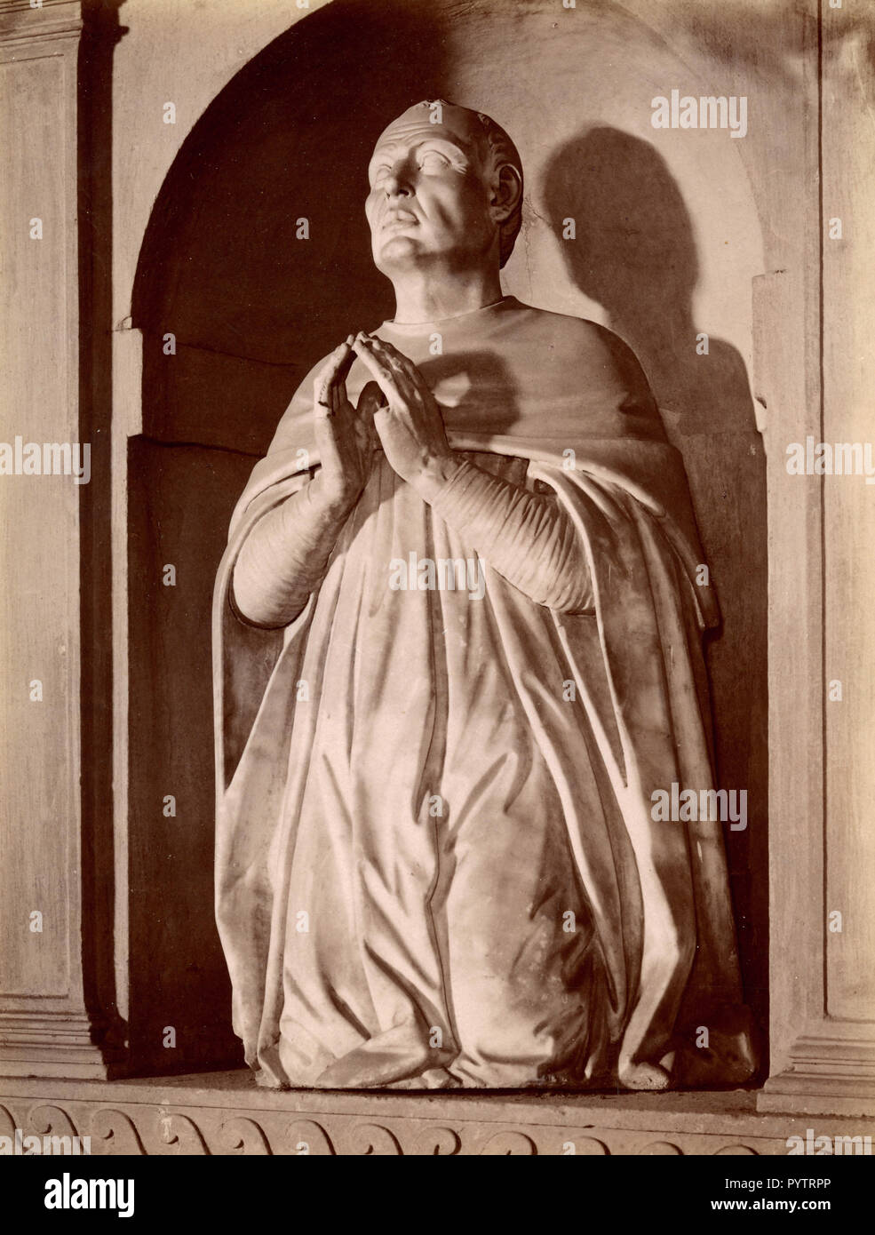 Marble portrait of Cardinal Niccolò Forteguerri by Lotti, Pistoia ...