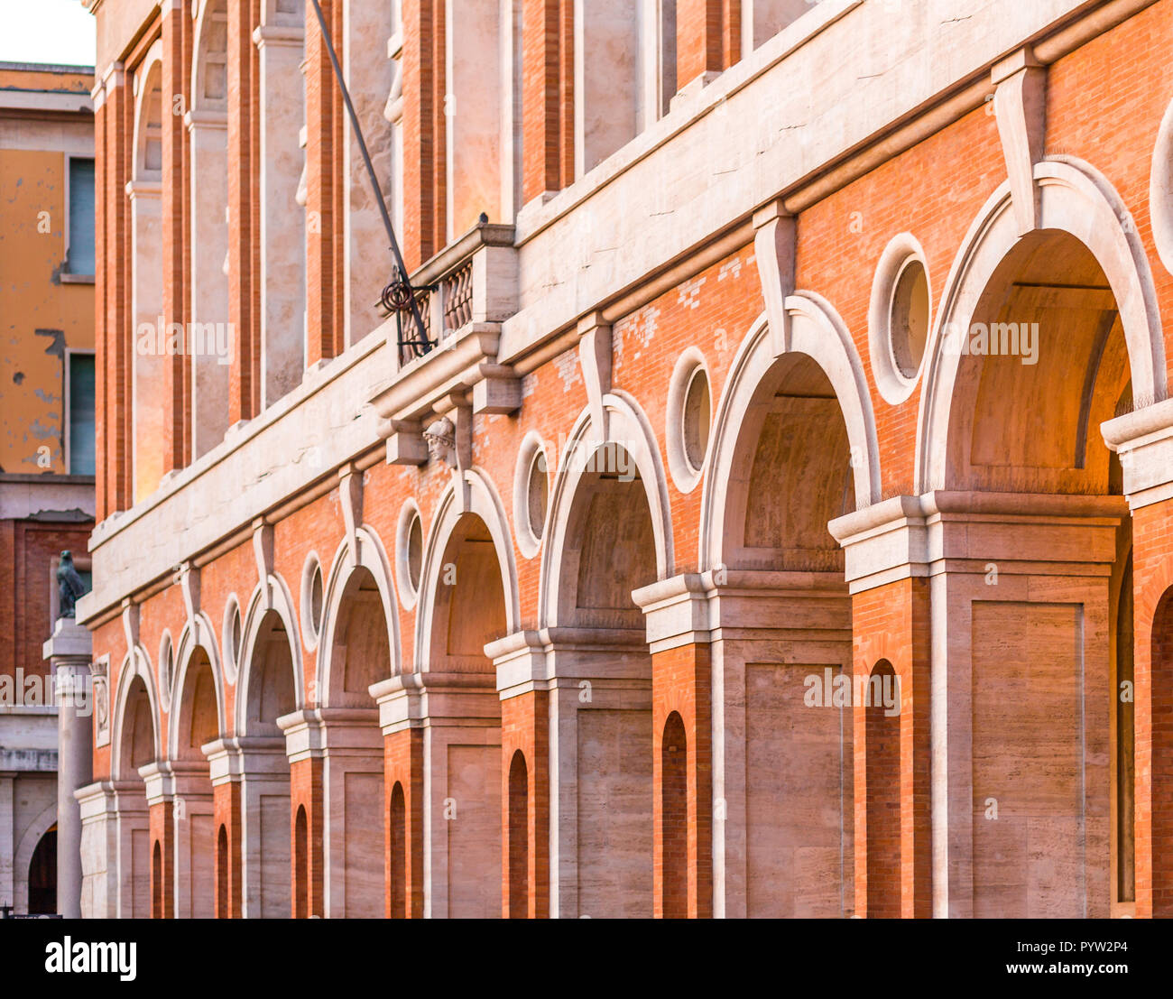 Arches of portico of ancient palace Stock Photo - Alamy