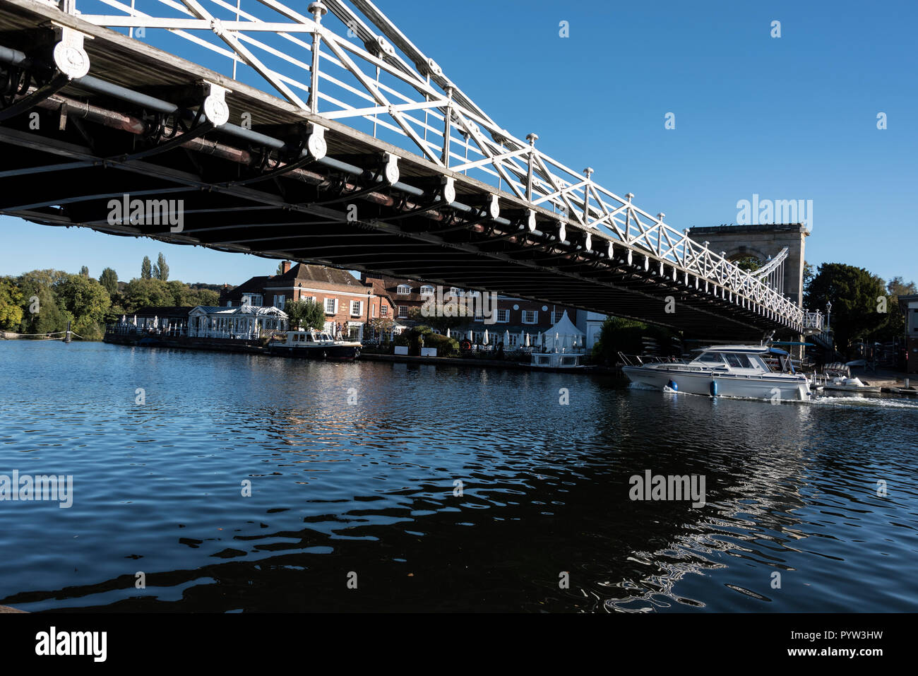 The compleat angler marlow hi-res stock photography and images - Alamy