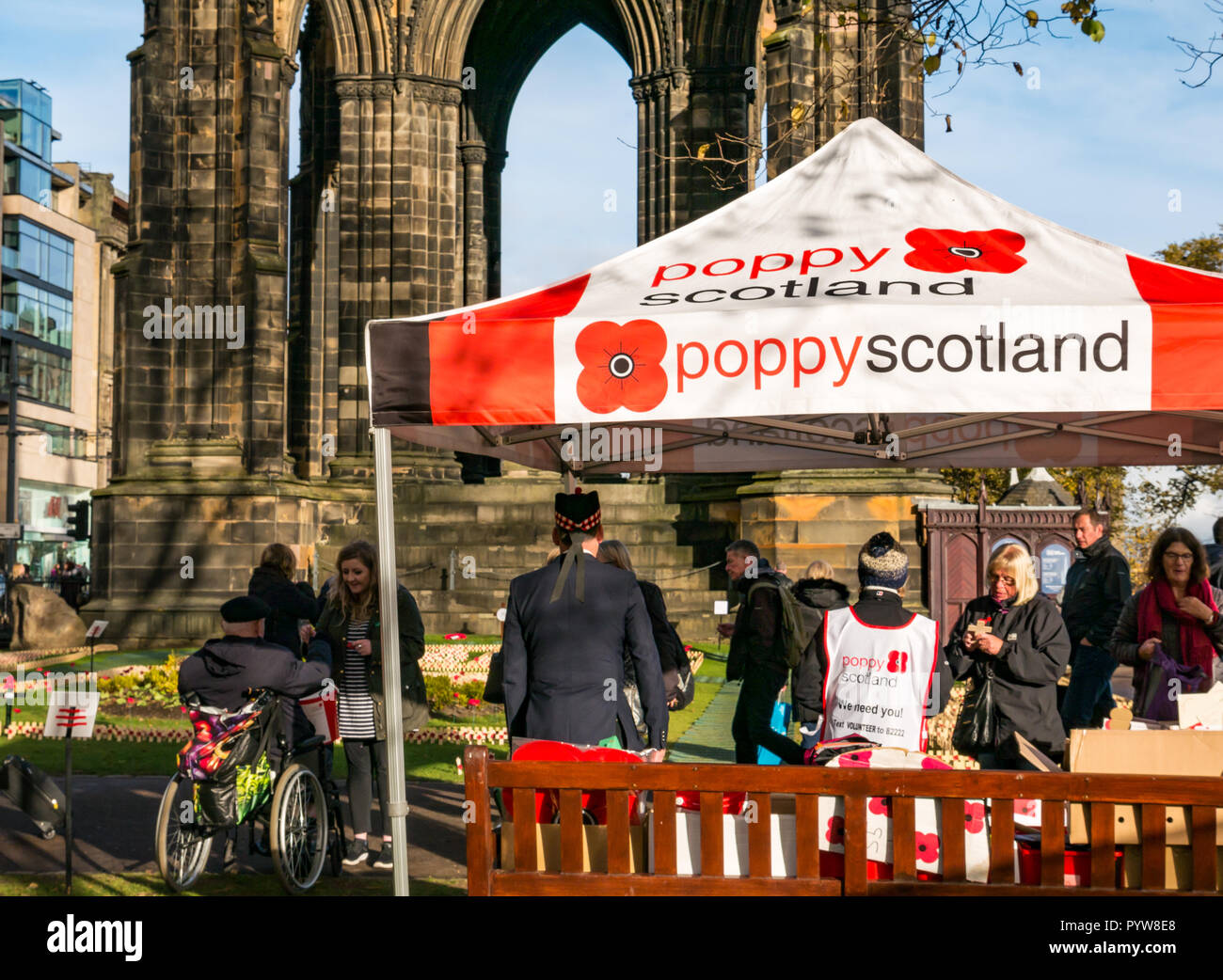 Leith, Edinburgh, Scotland, United Kingdom, 30th October 2018. Poppy ...