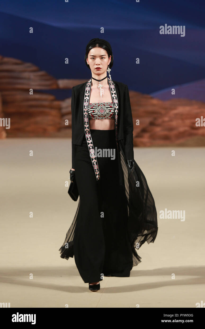 Beijing, China. 30th Oct, 2018. Model on runway for Chinese fashion ...