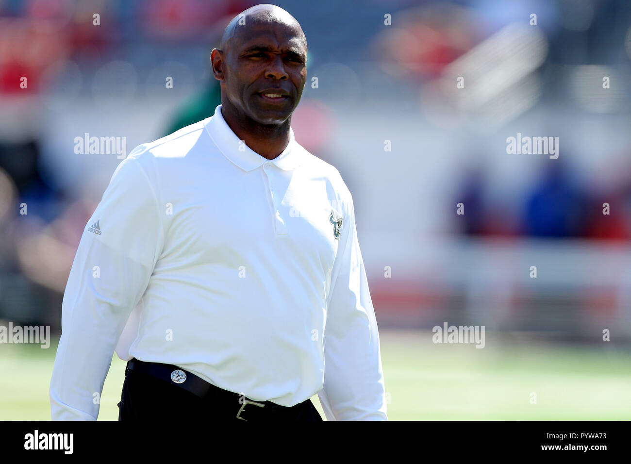 Houston, Texas, USA. 27th Oct, 2018. South Florida head coach Charlie ...