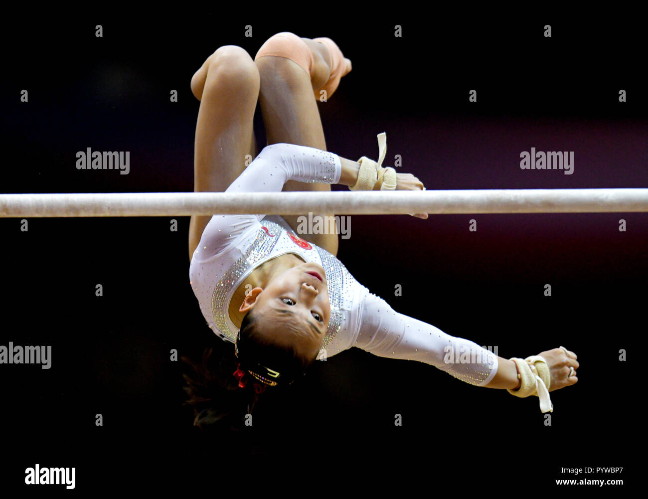 Doha, Qatar. 30th Oct, 2018. Chen Yile of team China performs on the ...