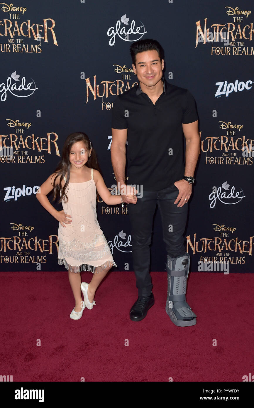 Mario Lopez with daughter Gia Francesca at the world premiere of the ...