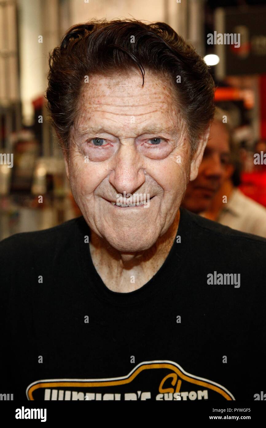 Legendary car hi-res stock photography and images - Alamy