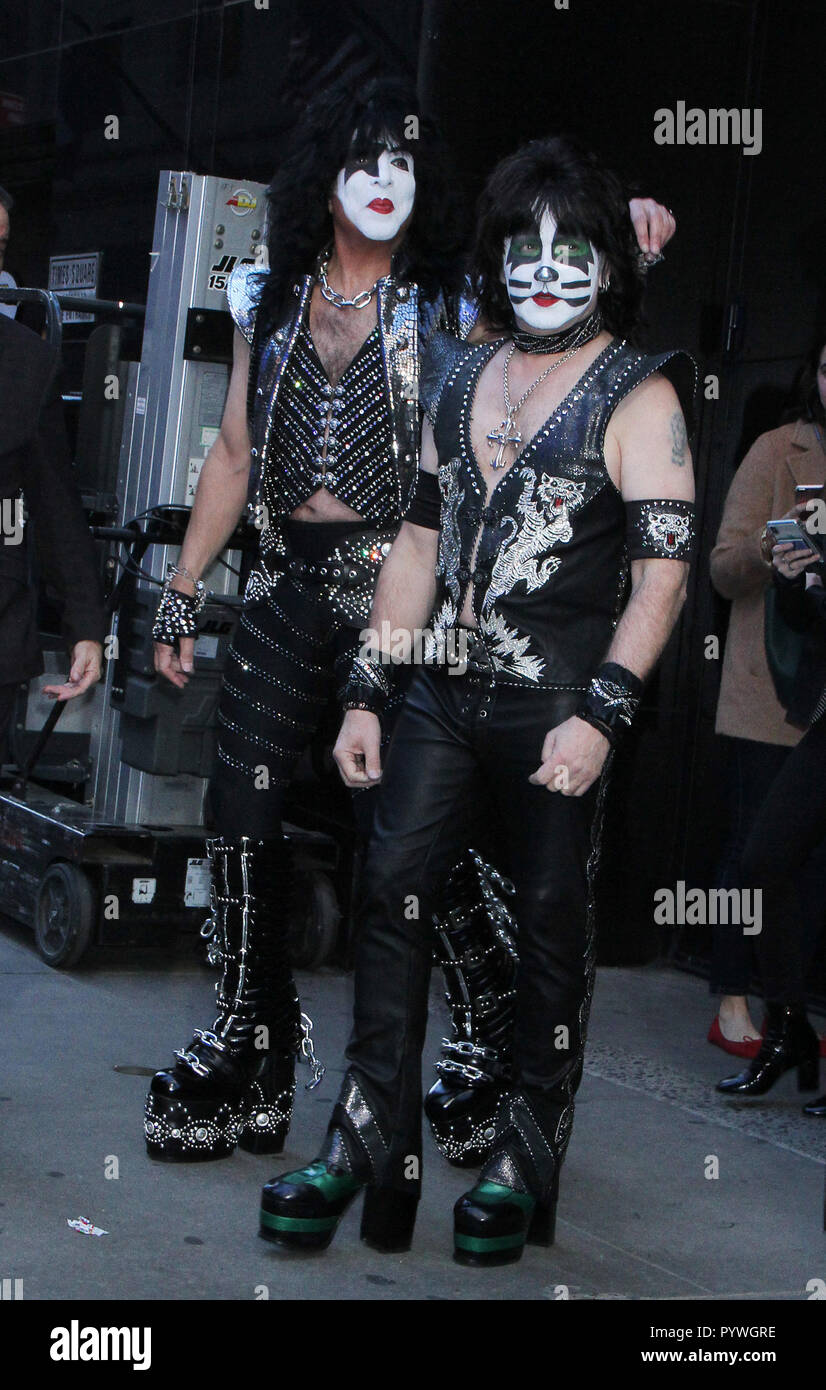 Eric Singer Kiss Stock Photos & Eric Singer Kiss Stock Images - Alamy