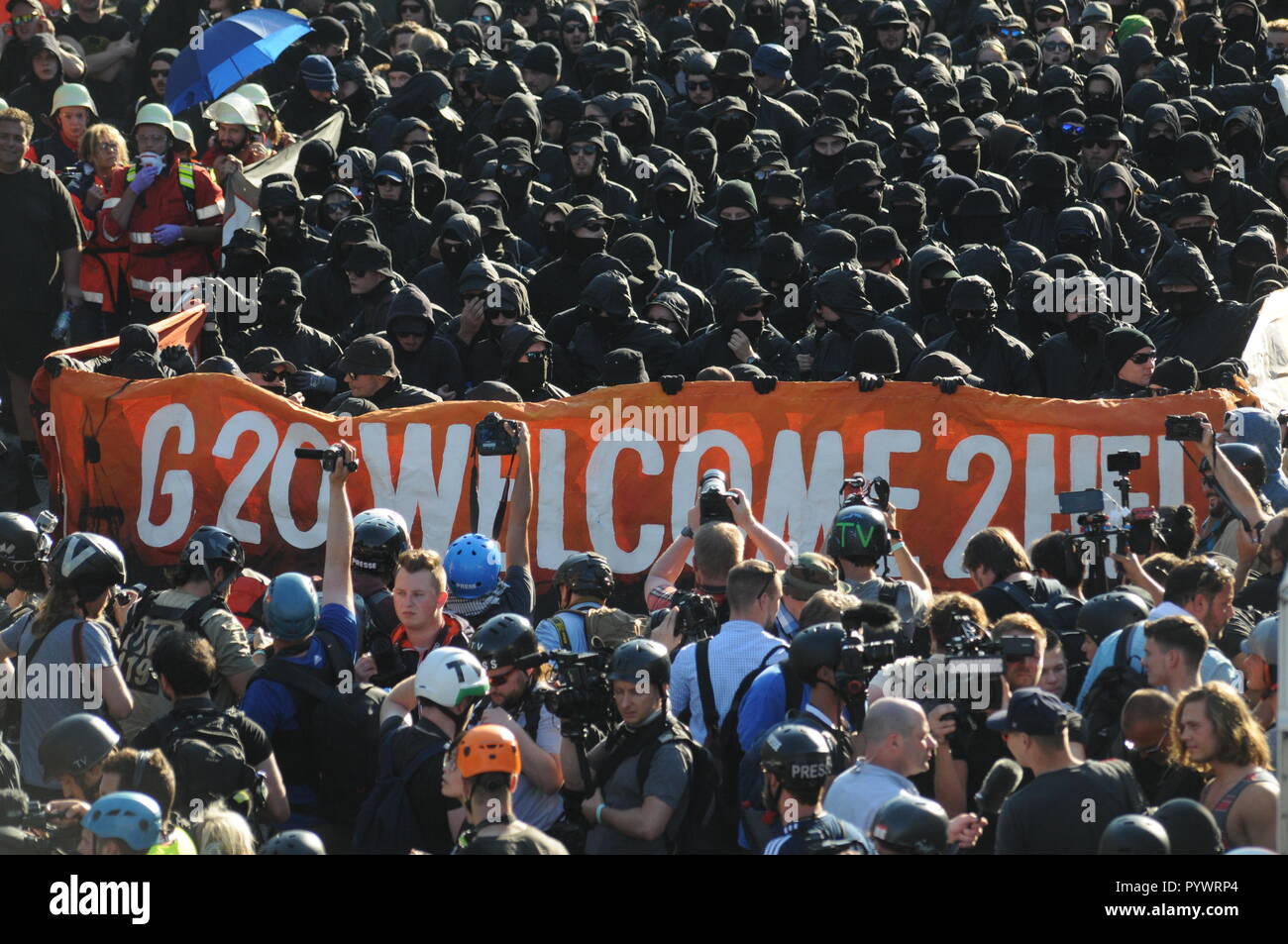 Anti G20 protest turn into violent urban riots in Hamburg, Germany ...