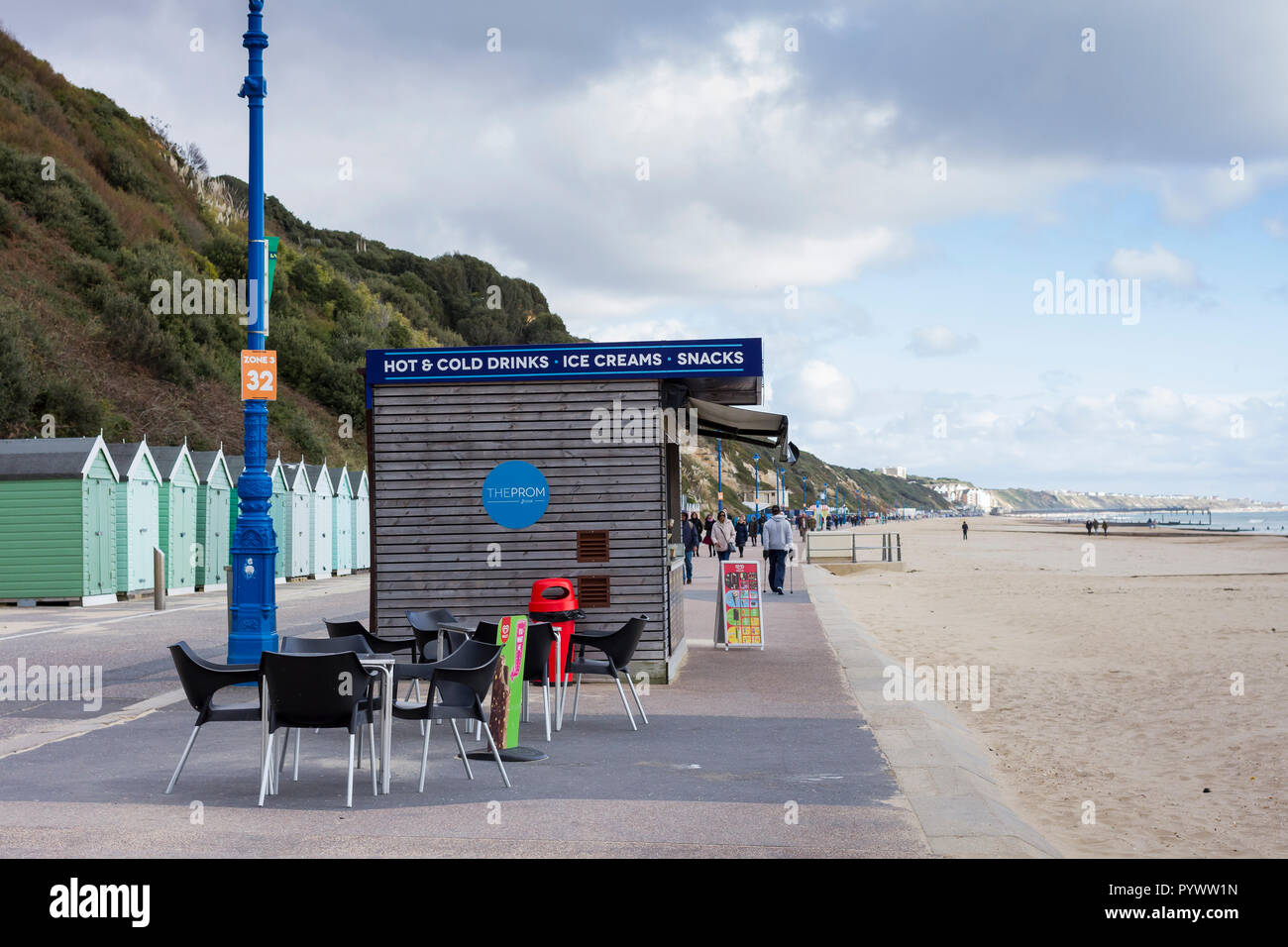 Bournemouth promenade hi-res stock photography and images - Alamy