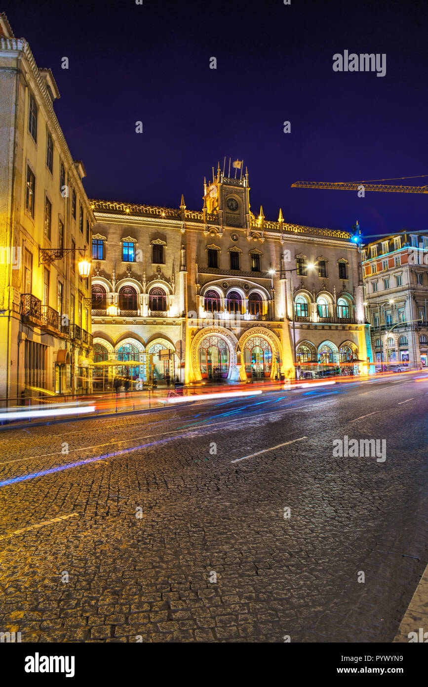 Central lisbon rossio station hi-res stock photography and images - Alamy