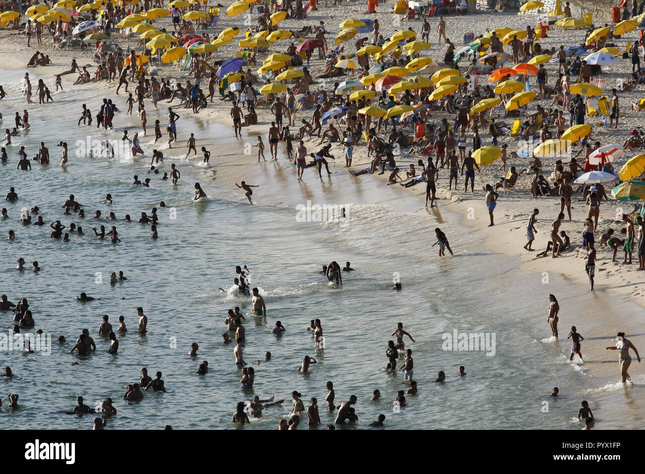 Summer in Rio de Janeiro, Ipanema beach, Brazil Stock Photo - Alamy