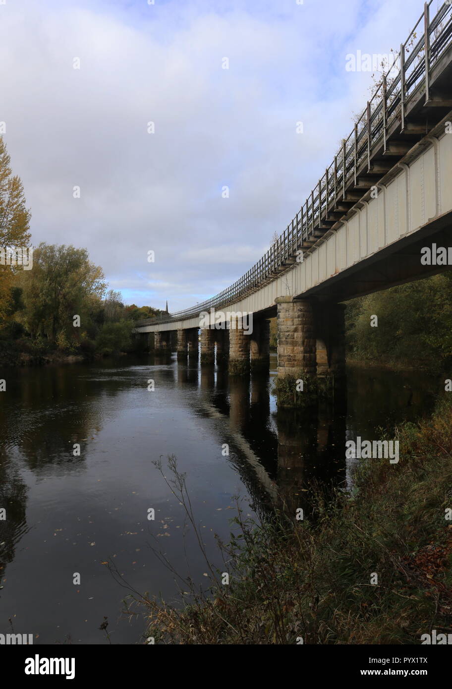 West Railway Bridge over River Tay Perth Scotland October 2018 Stock ...
