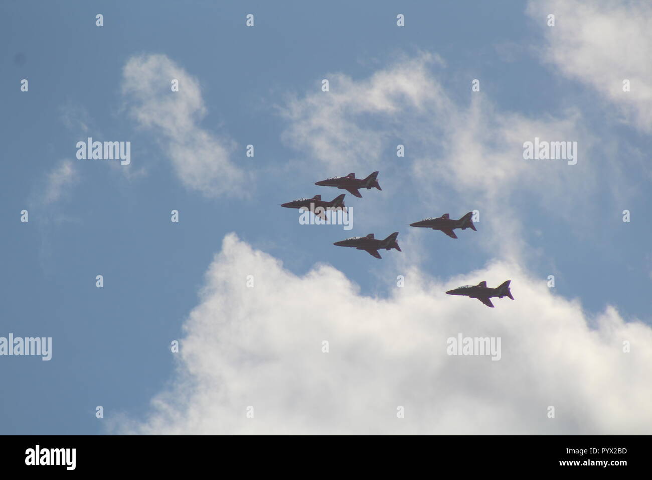 Red arrow formation hi-res stock photography and images - Alamy