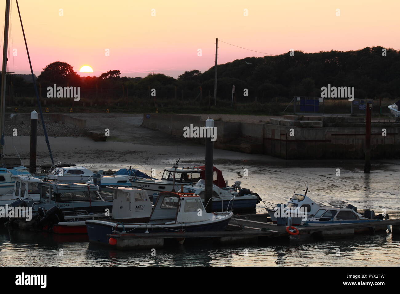 Littlehampton harbour hi-res stock photography and images - Alamy