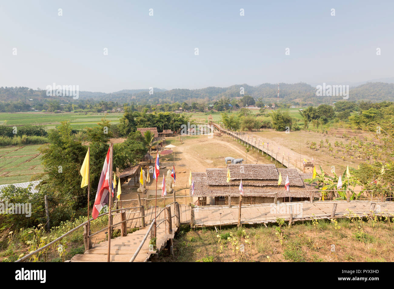 Su Tong Pae bamboo bridge in Mae Hong Son, Thailand Stock Photo - Alamy
