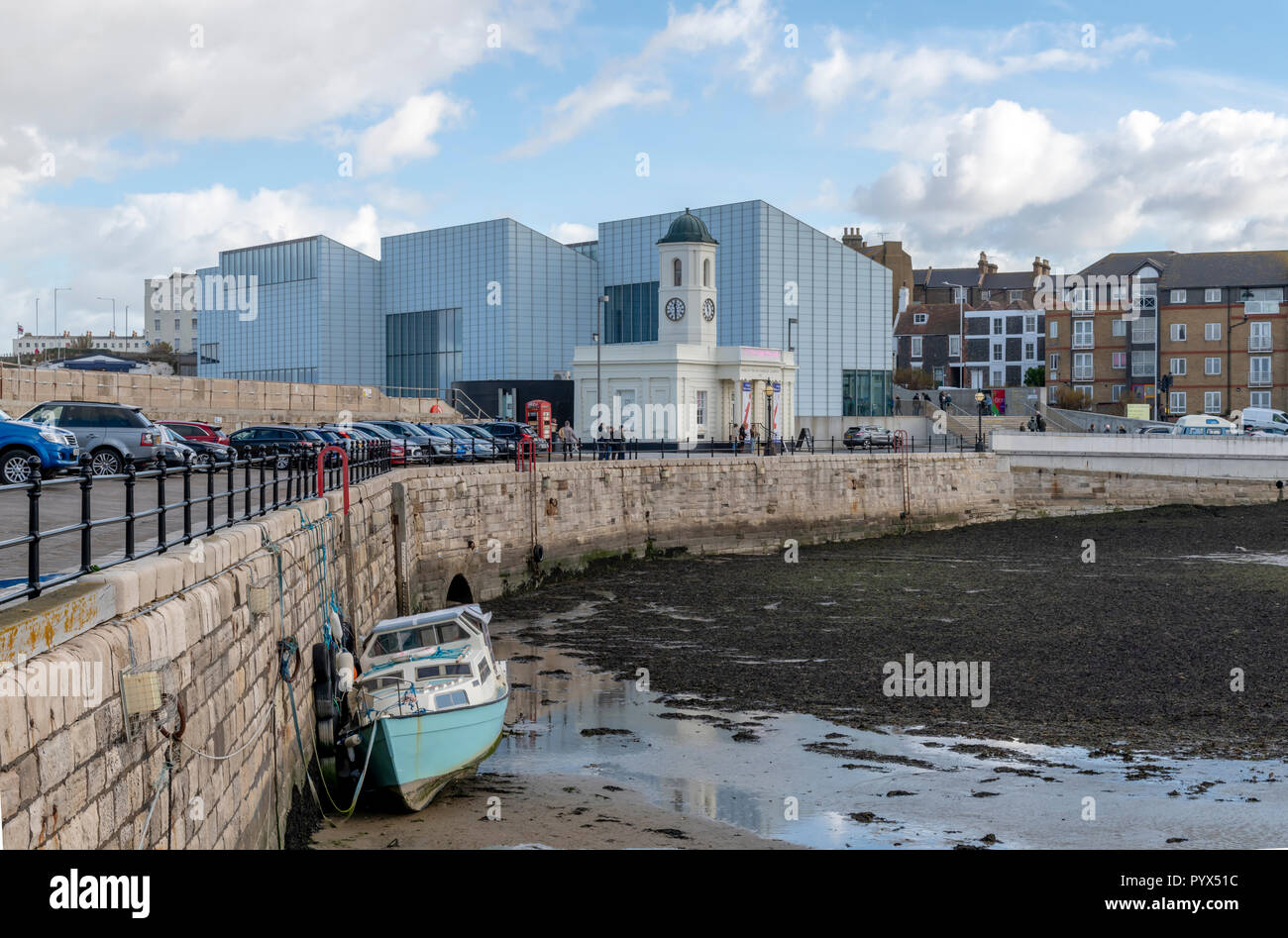 Turner Contemporary next to Margate Pier & Harbour Company building on ...