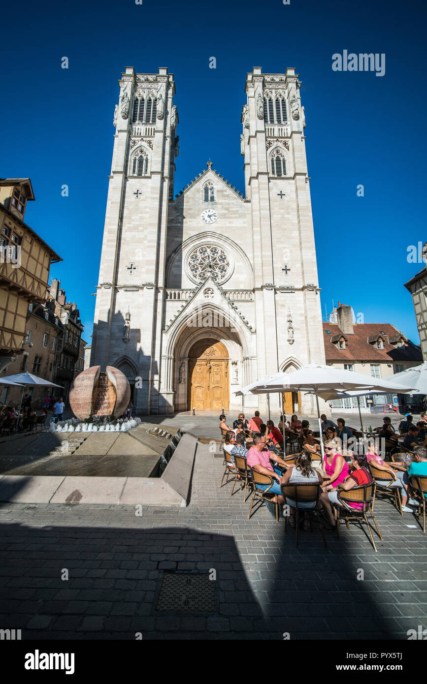 Chalon cathedral hi-res stock photography and images - Alamy