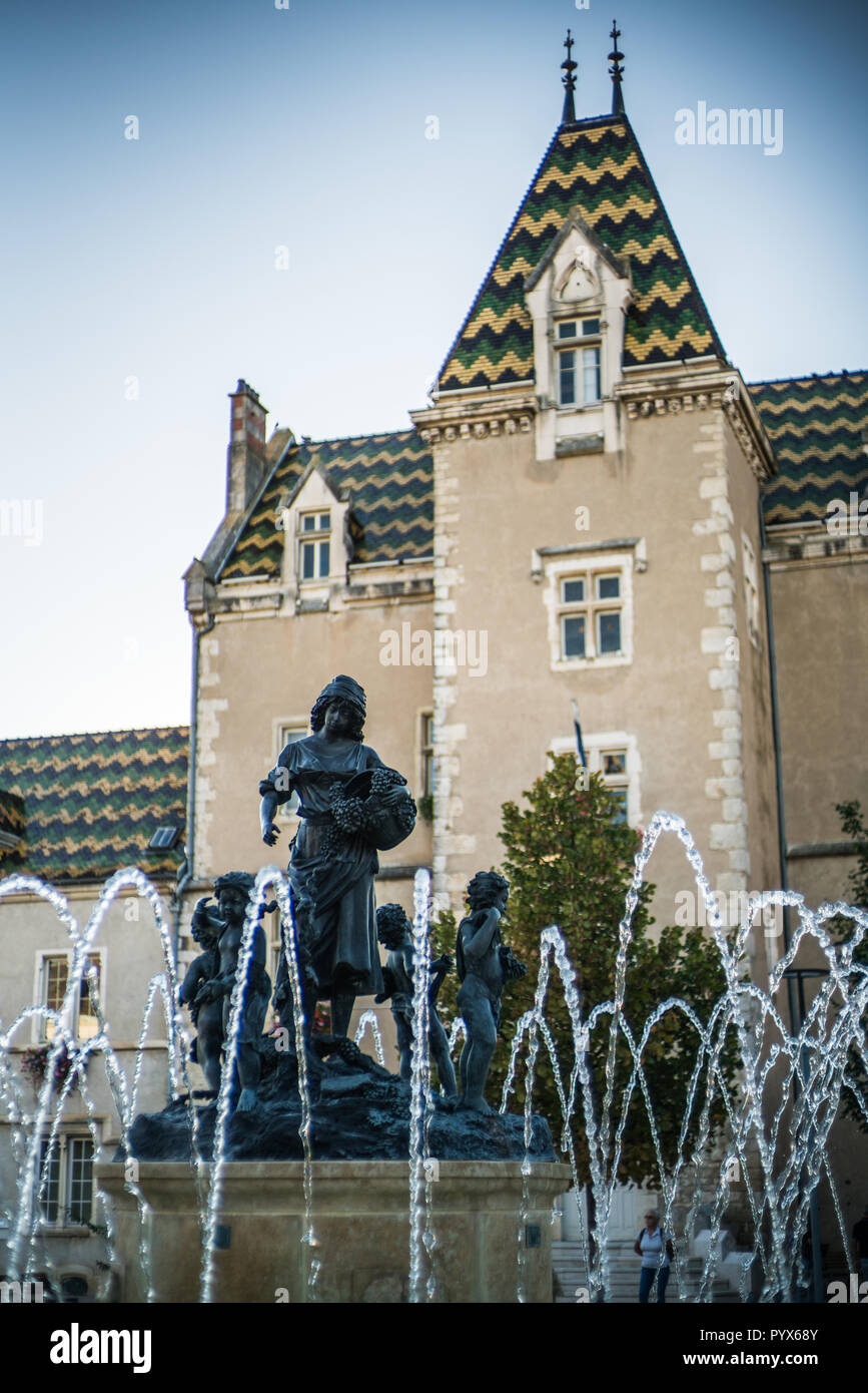 Chateau de meursault hi-res stock photography and images - Alamy
