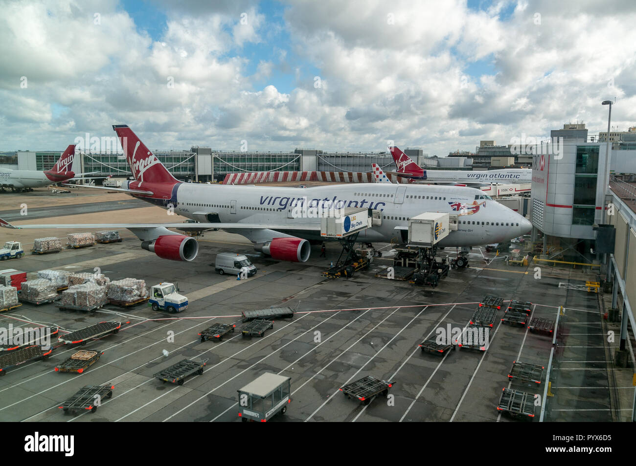 Virgin 747 jet airliner hi-res stock photography and images - Alamy