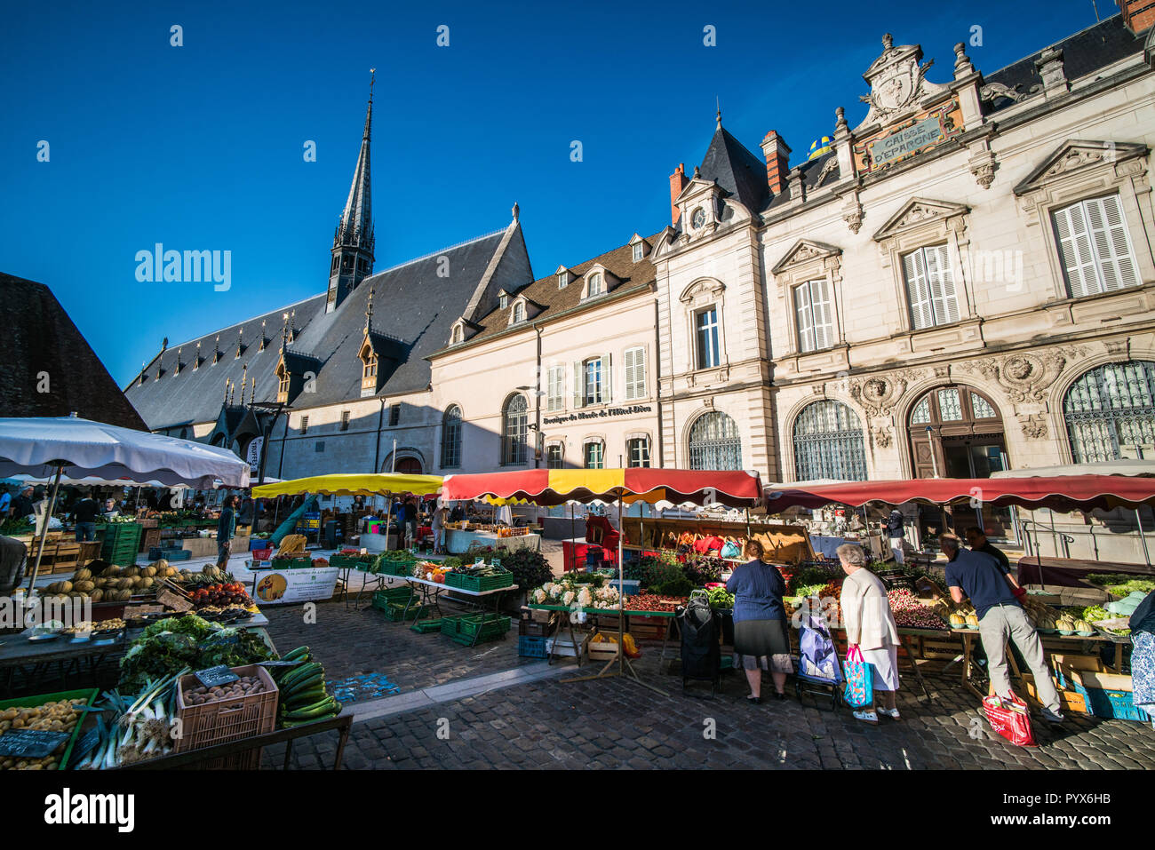 Street market in the Beaune, Burgundy, France, Europe Stock Photo - Alamy