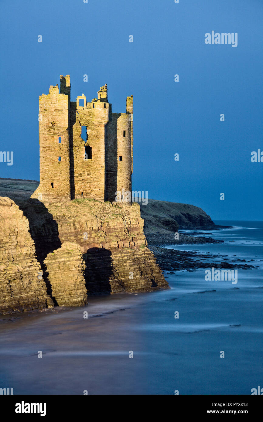 Old Keiss Castle, Caithness, Scotland Stock Photo - Alamy