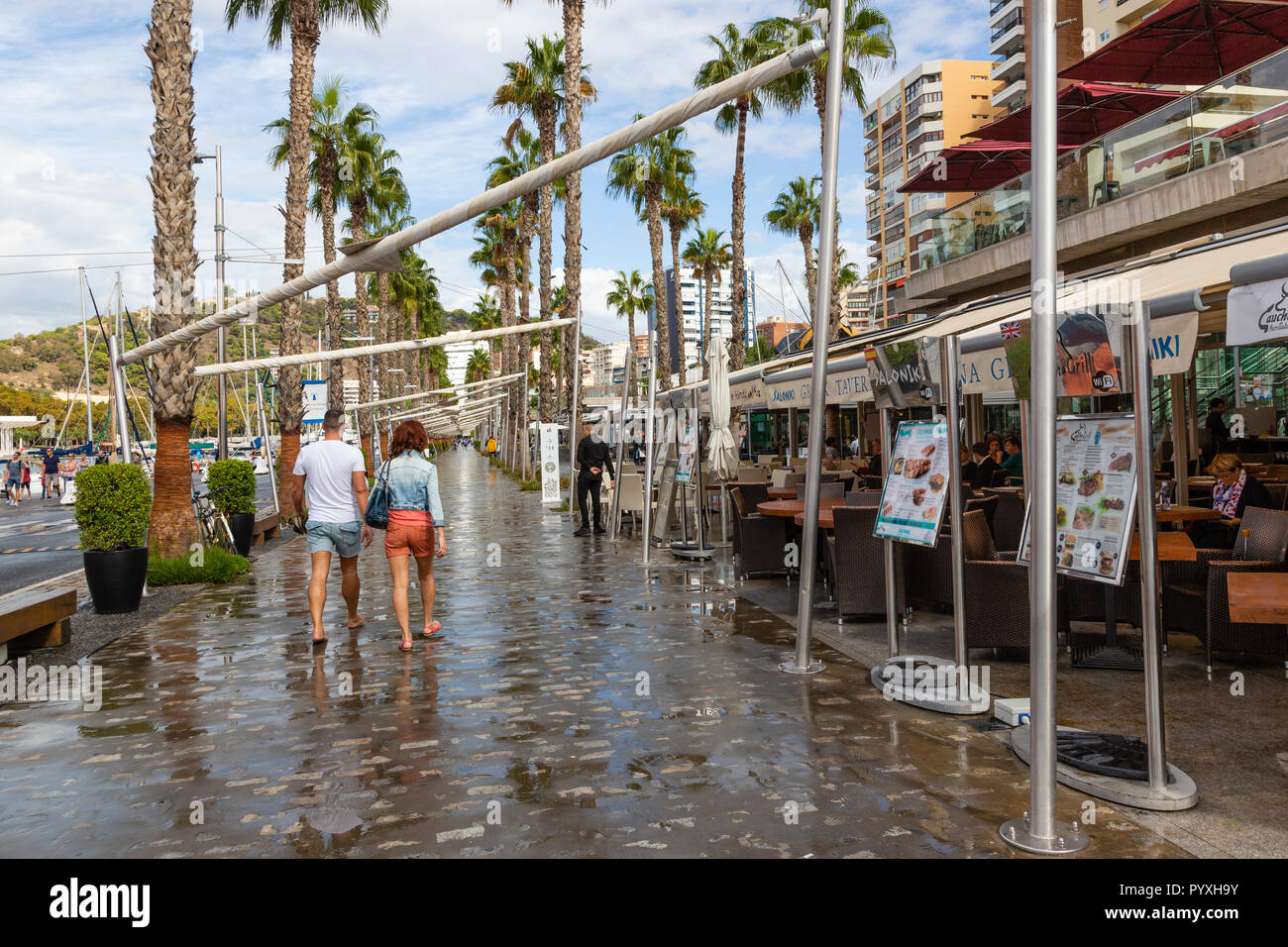 Muelle Uno, Malaga port, Spain Stock Photo - Alamy