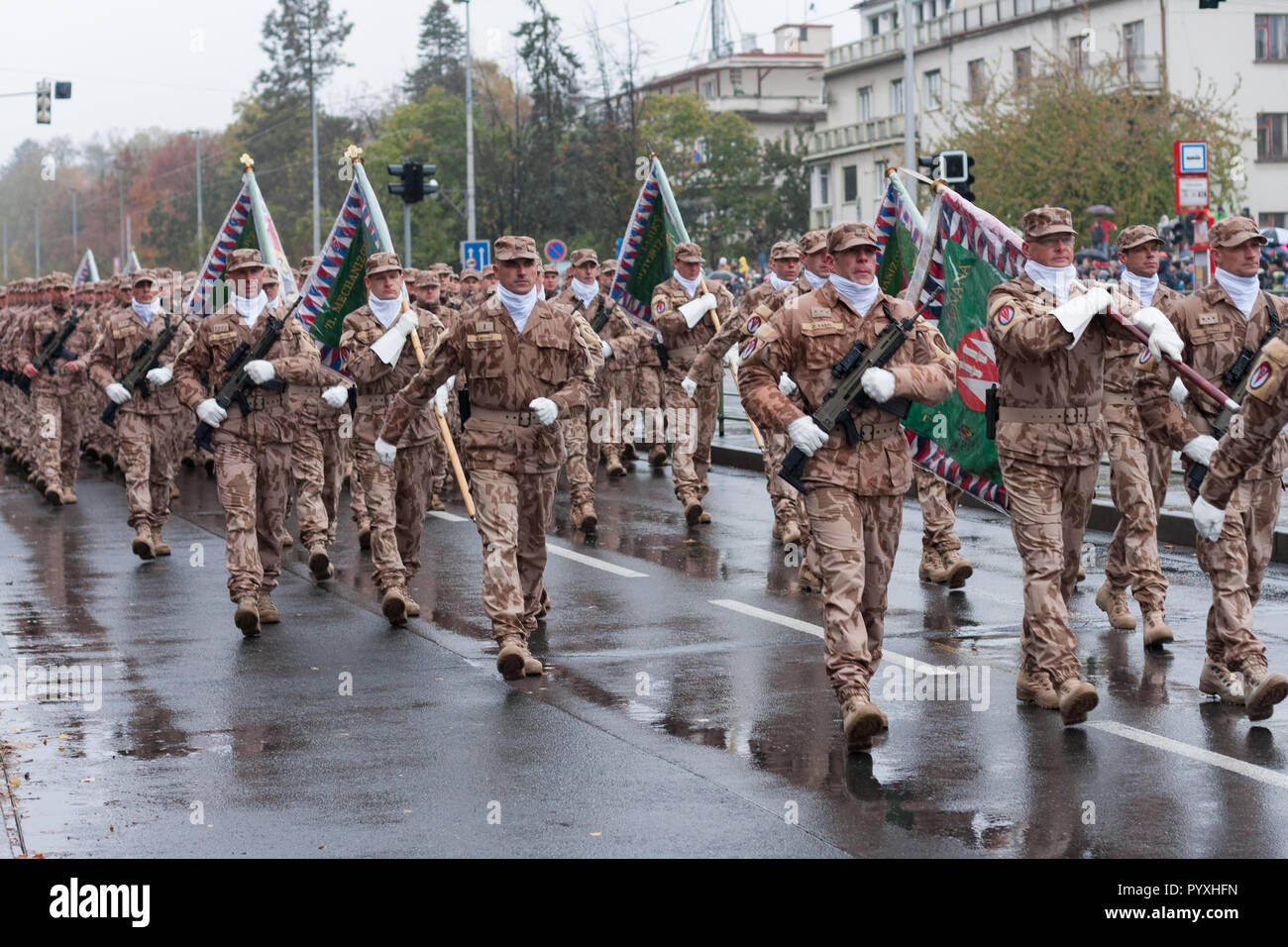 European street, Prague-October 28, 2018: Soldiers of Czech Army are ...