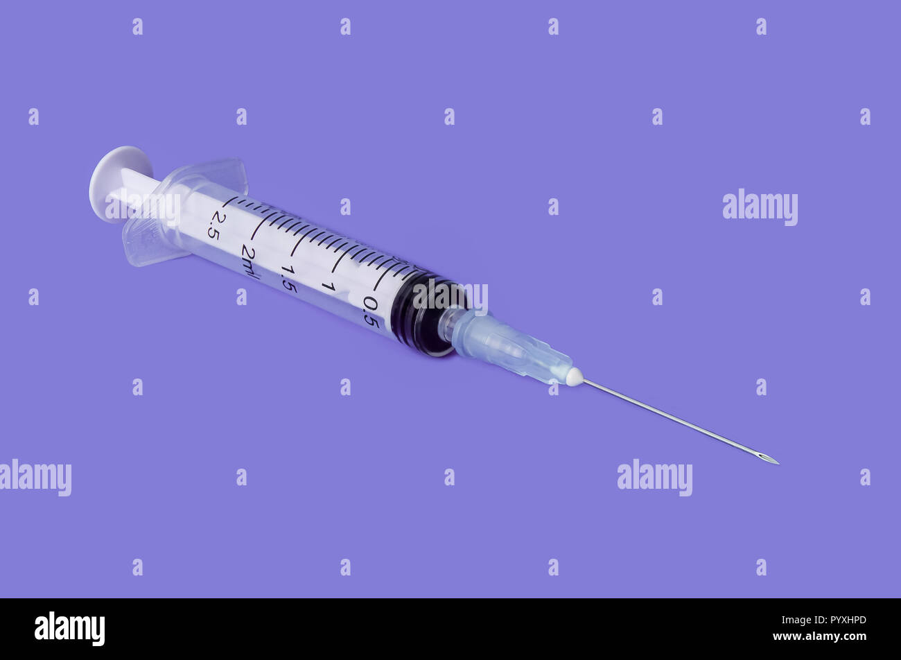 Transparent disposable syringe with needle Stock Photo - Alamy