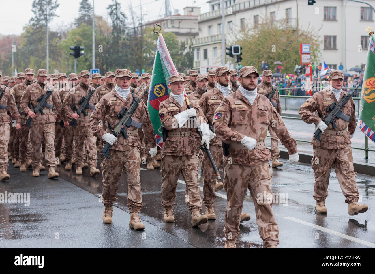 European street, Prague-October 28, 2018: Soldiers of Czech Army are ...