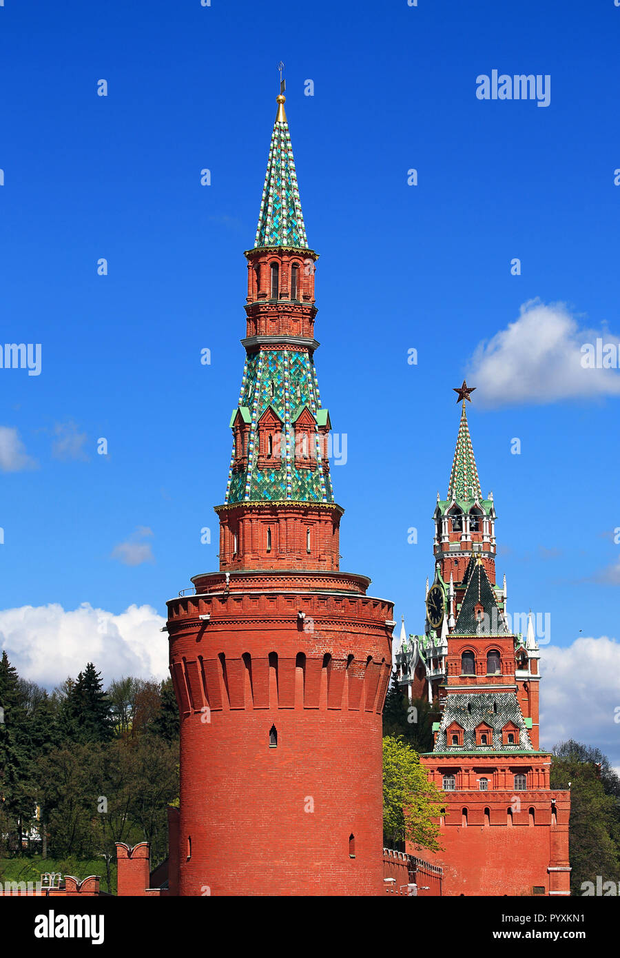 Moscow Kremlin towers built in the Byzantine style Stock Photo - Alamy