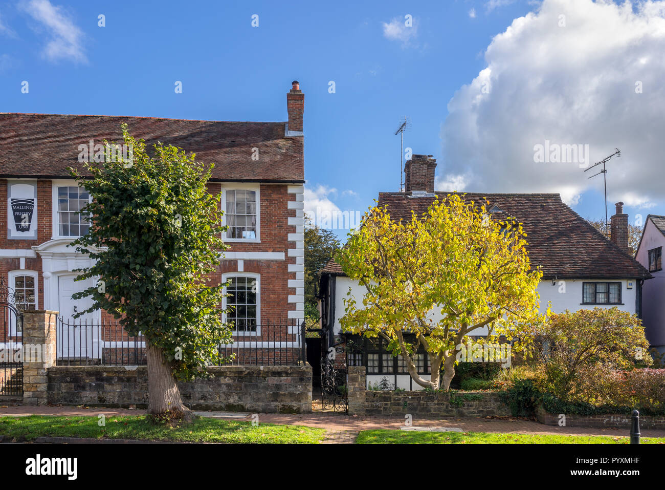 Lindfield hi-res stock photography and images - Alamy