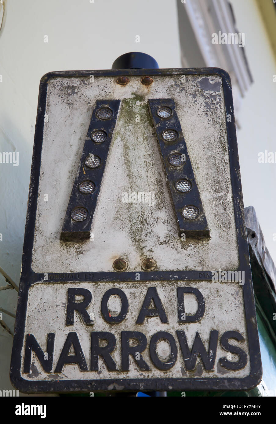 Old road narrows road sign Stock Photo - Alamy